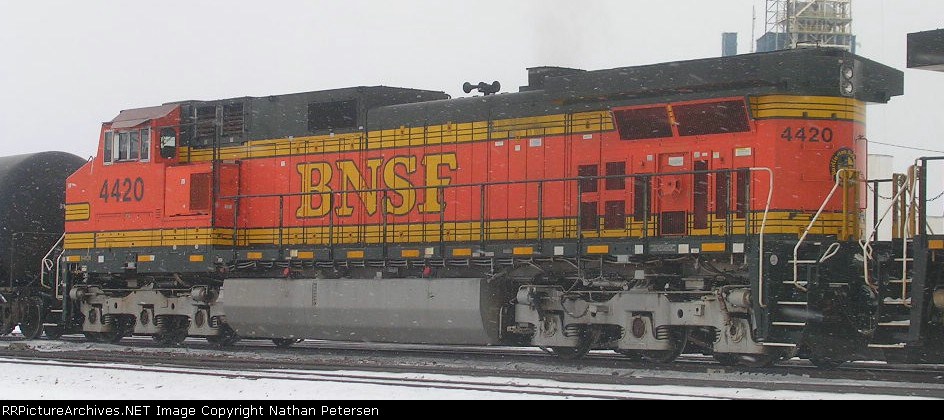 BNSF 4420